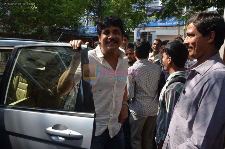 Akkineni Nagarjuna Family at sai baba Temple on 22nd May 2014 / Akkineni Nagarjuna - Bollywood ...